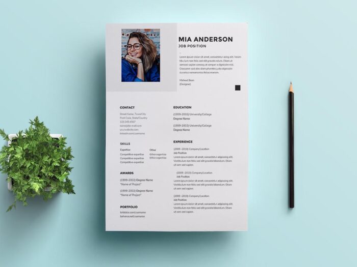Free Arabic Resume Template with Professional Design